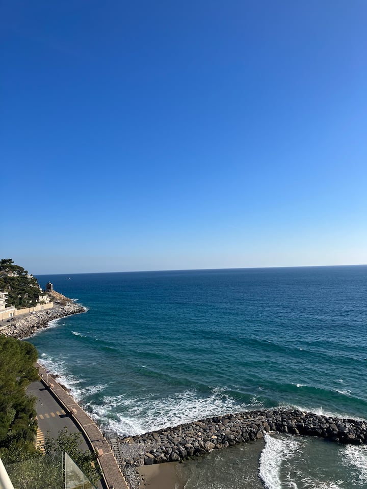 Bellissimo Appartamento Sul Mare - Alassio