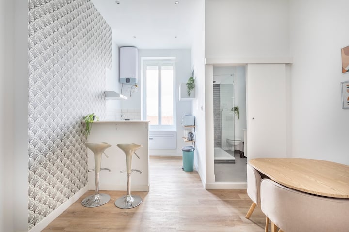 14aun - Superbe Studio Refait A Neuf - Marseille