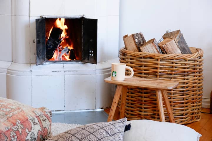 Cozy Up By The Fireplace - Helsinki