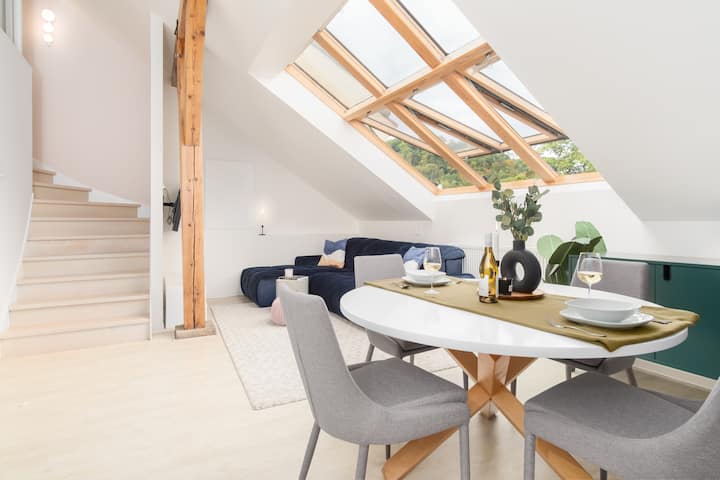 Loft With Excellent View - Bedroom With Bathtub - Czechia