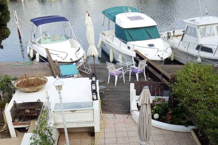 Belle Marina Climatisée Disponible Aout 2023 - Le Grau-du-Roi