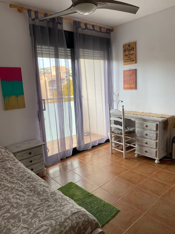 Habitación Individual Y Tranquila Con Balcón - Jávea