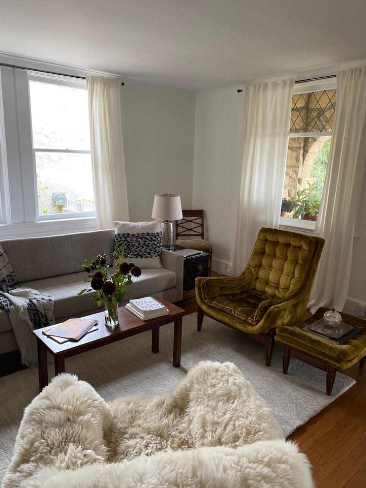 Stay With Jonelle: Serene Room, House W Ocean View - Santa Barbara, CA