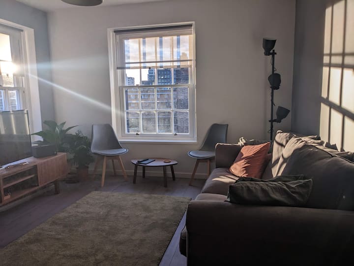 Central London Spacious One-bedroom Flat (Zone 1) - Winchester, VA