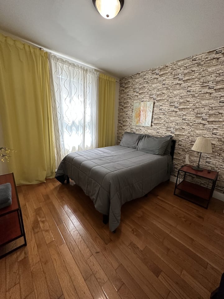 Warm Palette Studio • 12‑min Midtown Bus At Door - Hoboken, NJ