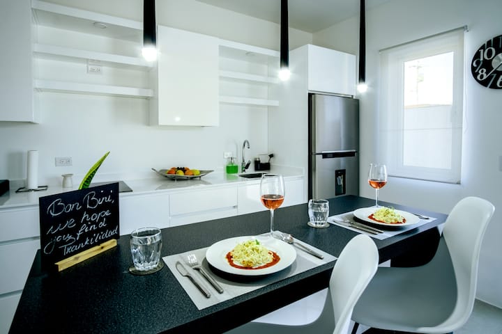 Trankilidad 1 • Cozy & Modern • Total Privacy - Aruba