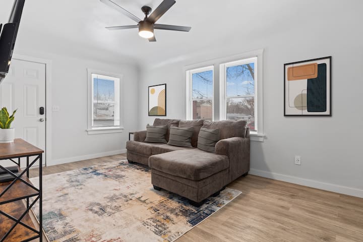 Modern 2br Billings Haven | Free Parking | Wifi - 比靈斯