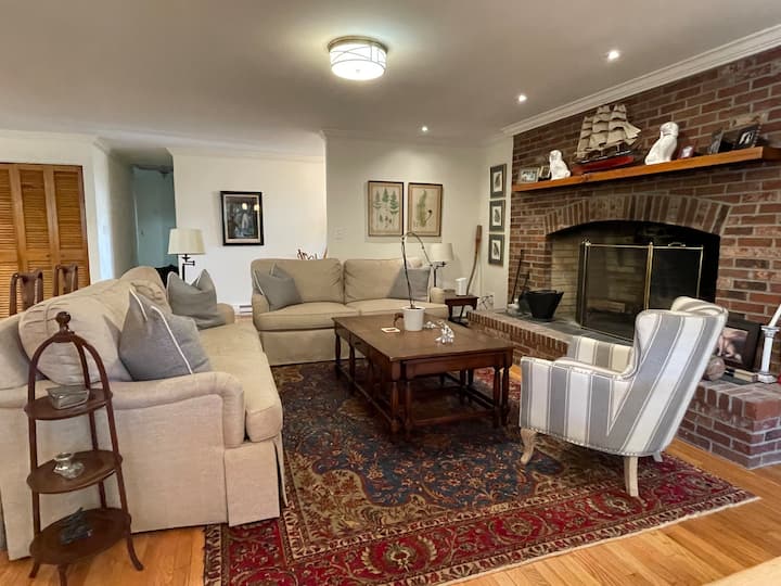 Charming Henlopen One Level - Dewey Beach, DE