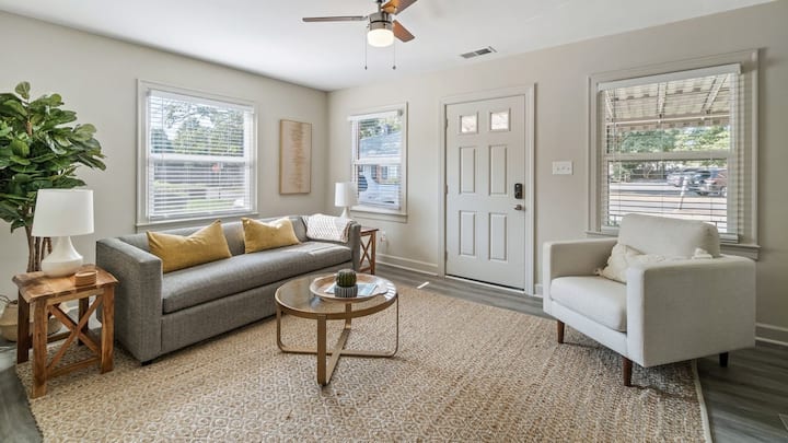 Modern Design/walk To Uptown, Cpcc, Atrium, Novant - Biddleville - Charlotte