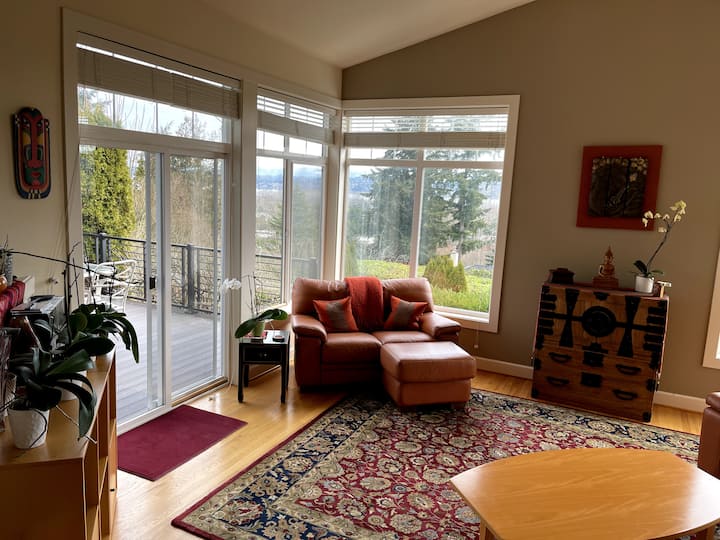 Light-filled Home - Gorgeous Lake & Mountain Views - シアトル