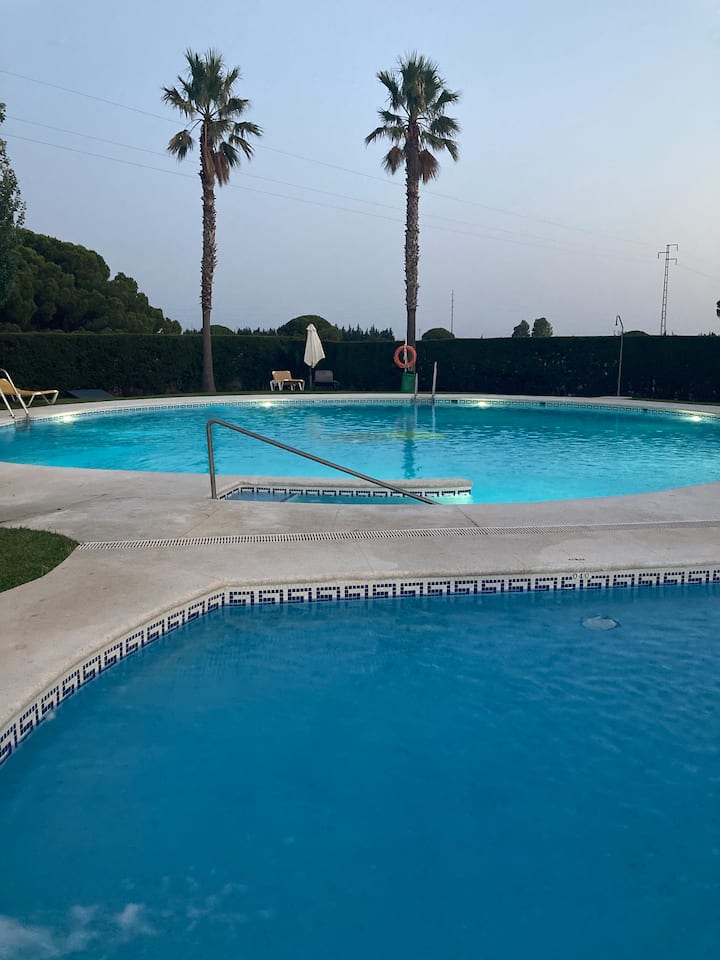 Apartamento Chiclana Piscina 
Jardín Privado Y Bbq - Novo Sancti Petri