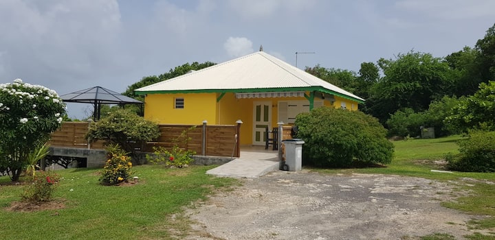 Bungalow Jaune Le Jardin De La Vallée - Saint-François