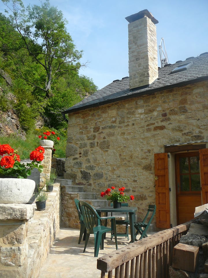 Gite Nature L'oustalou 2 éToiles - Florac