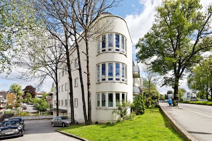 Three-bedroom Apartment- Central In Oslo/frogner - Oslo