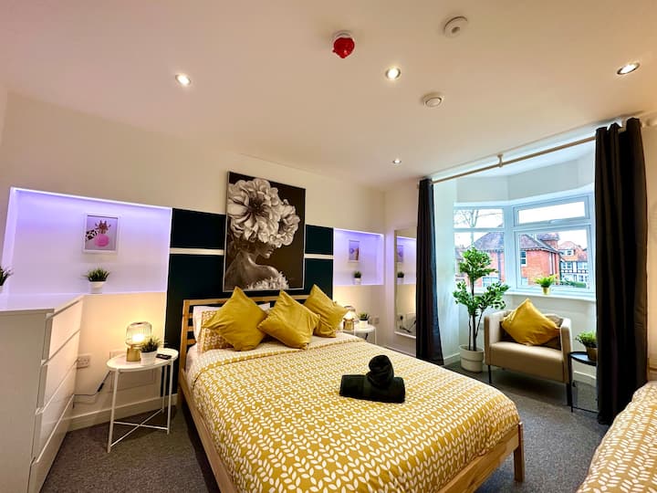 Large New 4 Bedroom House Sleeps 12 Accepts Groups - 본머스