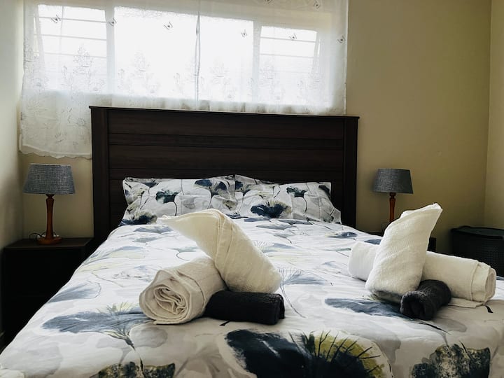 Cosy 1 Bed Apartment - Unit 7 - Centurion