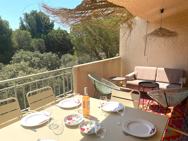Beau T4 à 200m De La Mer, Garage, Deux Terrasses - Bandol