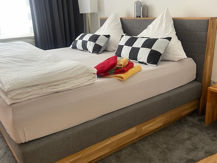 Ferienwohnung Zum Wohlfühlen Mit Pkw-stellplatz - Erfurt