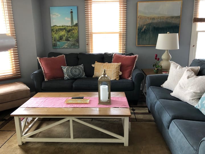 Charming, Modern Cape May Condo - Cape May, NJ