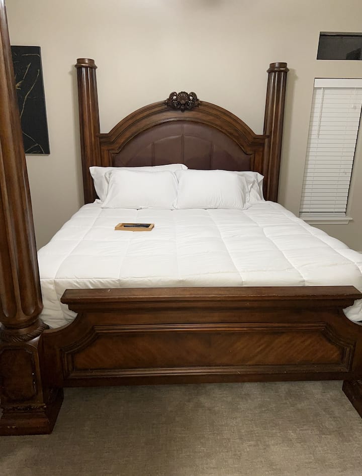 Stunning Lufkin Private Room W/ Free Wi-fi - Lufkin, TX