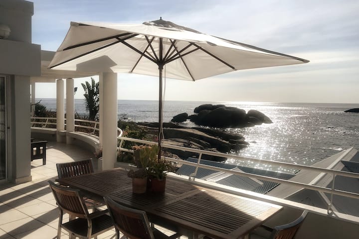 Beach Bungalow On Bakoven Beach, Kayak And Hot Tub - Cape Town