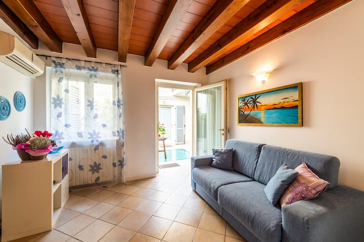 Bilocale Intimo Con Terrazza In Centro A Desenzano - Desenzano del Garda