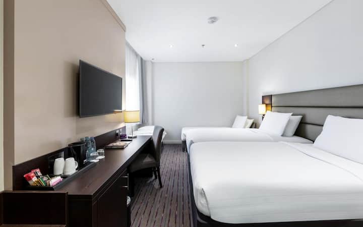 Best 3 Star Hotel Near Corniche - Book Now! - Doha