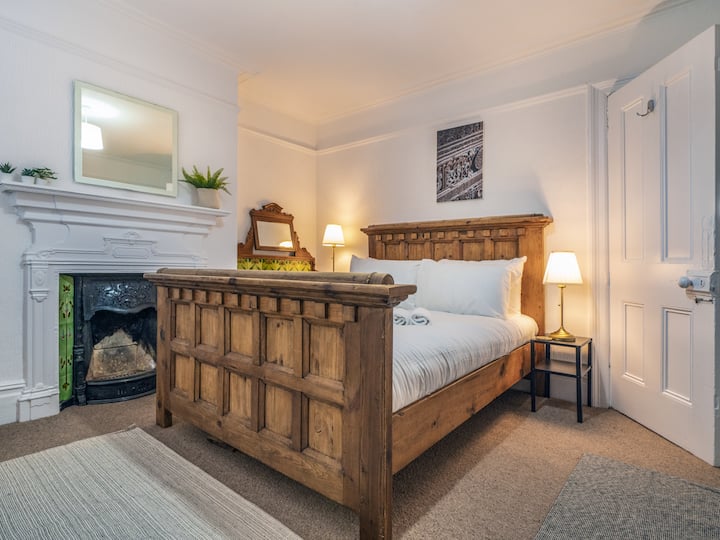 Spacious Home | Rooftop Terrace | Cafes & Bars - Belfast