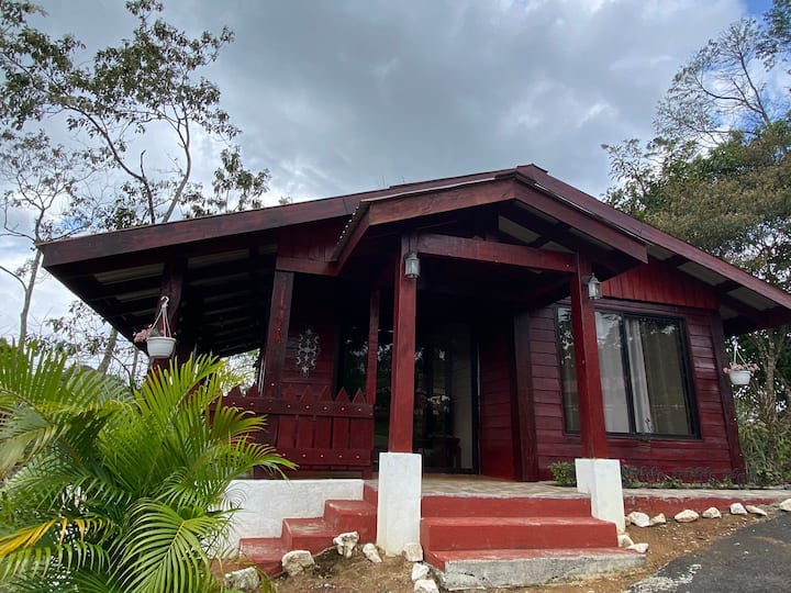 La Pradera "Ara Macao" - Ciudad Quesada
