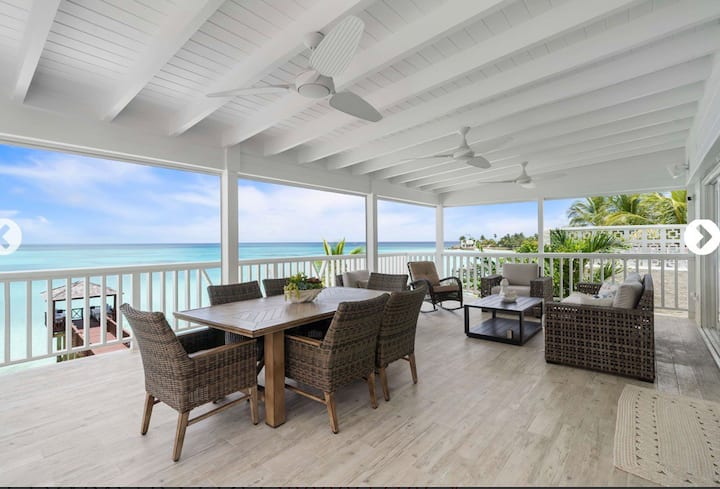 Searenity Old Fort Beach - Bahamas