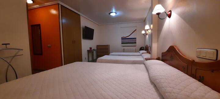 Habitación Cuádruple Familiar (2 Adultos +2 Niños) - Isla