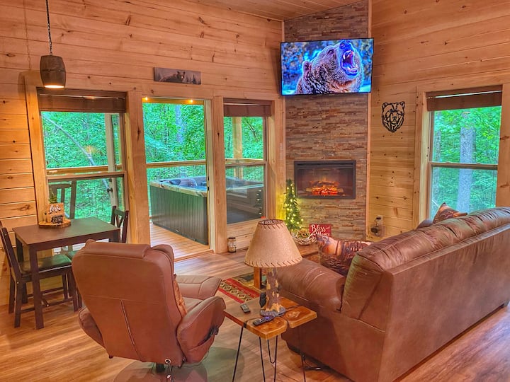Unique, Quiet, Fast Wifi, Dollywood Hottub/fp/ #10 - Douglas Lake, TN