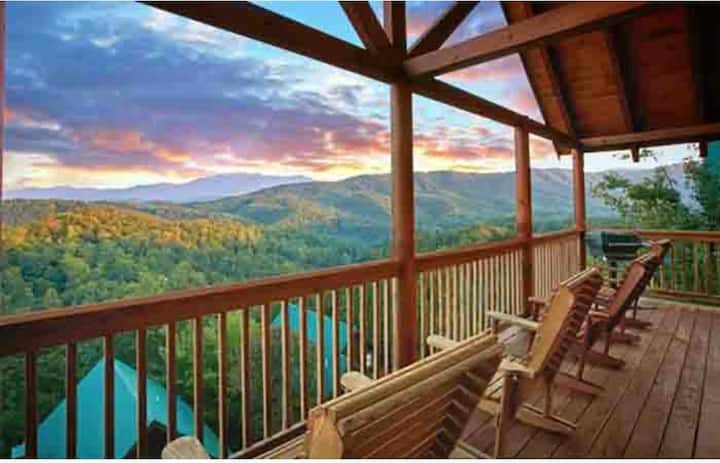 View Of Paradise Cabin, Pigeon Forge - Pigeon Forge, TN