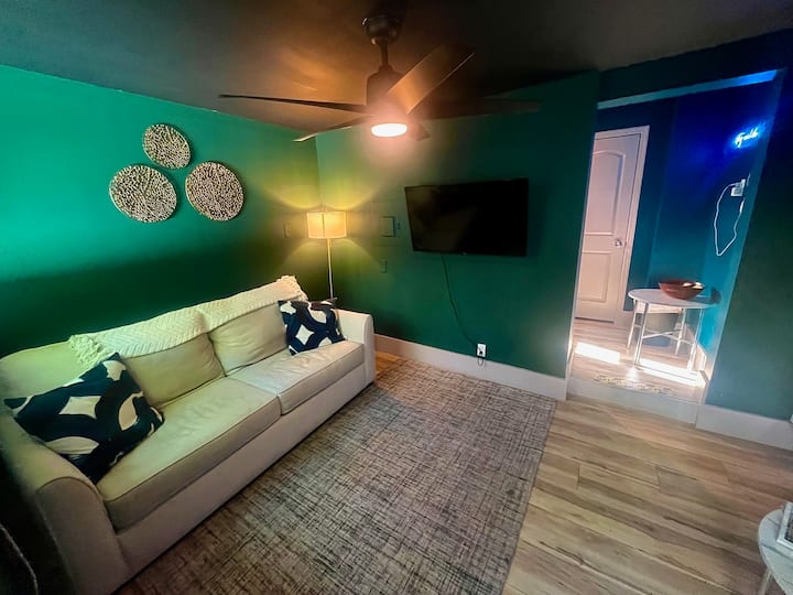 Moody Studio Near Las Olas Beach W/ Free Cleaning - Fort Lauderdale