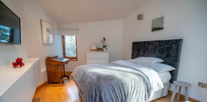 Room In Idyllic Wooden Chalet With En-suite - Bray