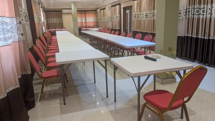Salle De Conférence Et Fête à Cotonou - Cotonou