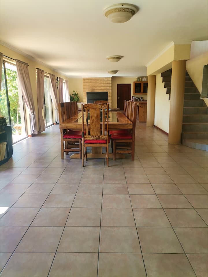 Big Family Summer Vacation - Western Cape