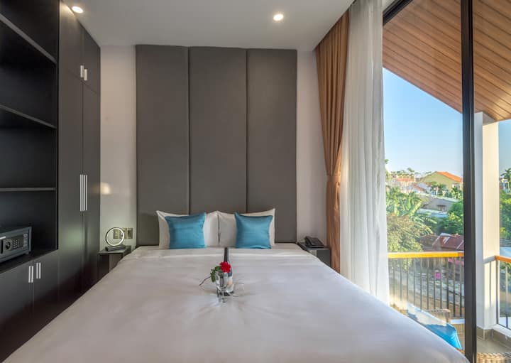 [Trung Tâm Hội An] Hai Phòng Liền Kề Có Ban Công. - Hội An