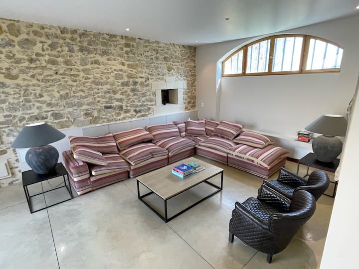 Family Friendly Villa In The Heart Of Village - Pézenas