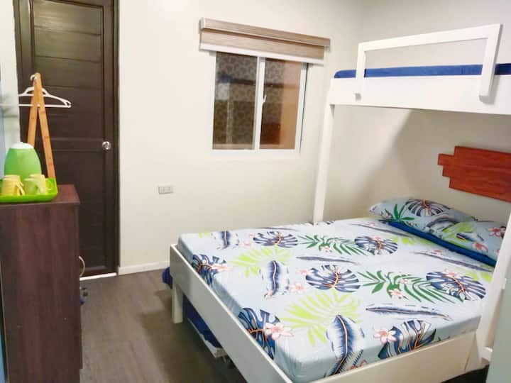 Beachfront Room E (4 Pax) - Puffer Isle Resort - Dingalan