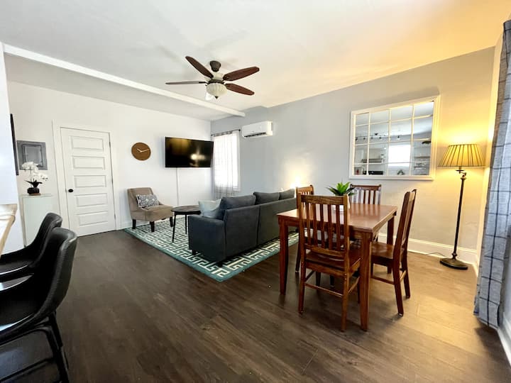 Point On Pollock - Full House - New Bern, NC
