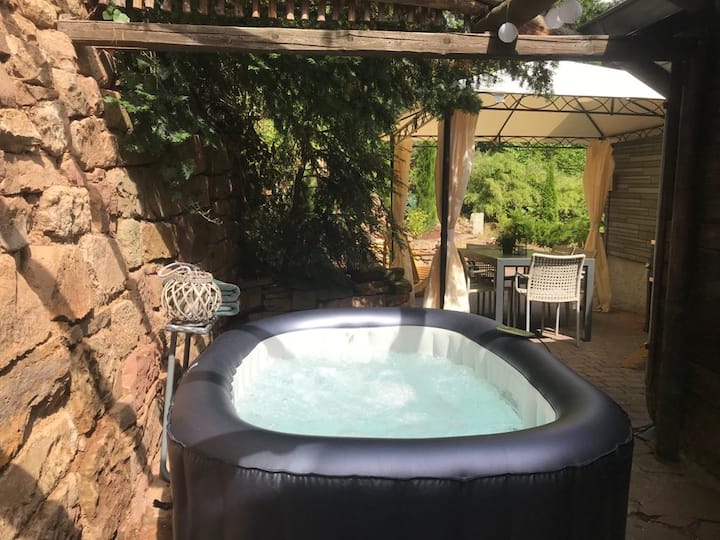 Mountain Lodge - Whirlpool Kamin Feuerschale Hunde - Melsungen