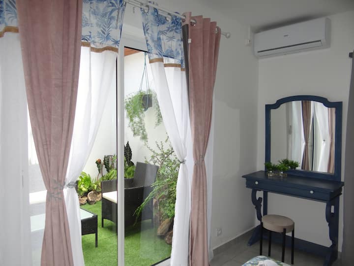 Caz Francine 1 - Saint-Benoît