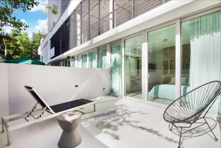 Huge Terrace Studio On The Beach - Miami Beach
