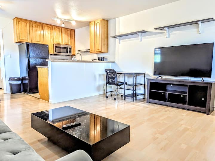 Private 1 Bed 1 Bath Near Stanford At Midtown - Palo Alto, CA