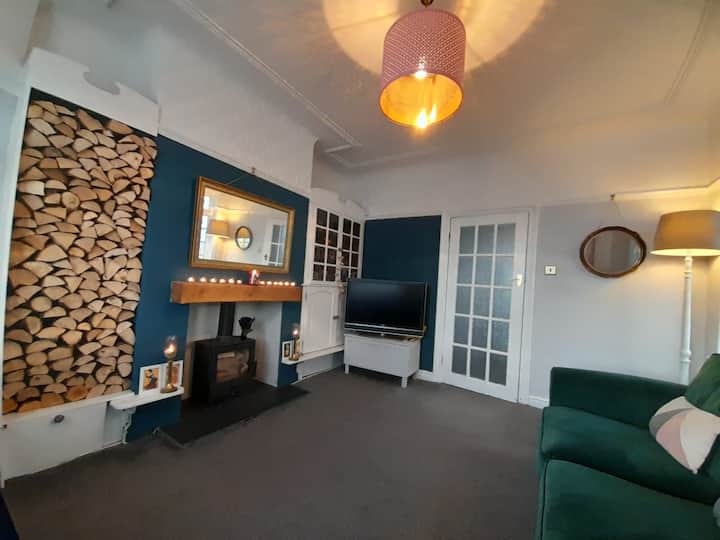4 Double Bedroom Home, 15 Mins From City Centre - Liverpool
