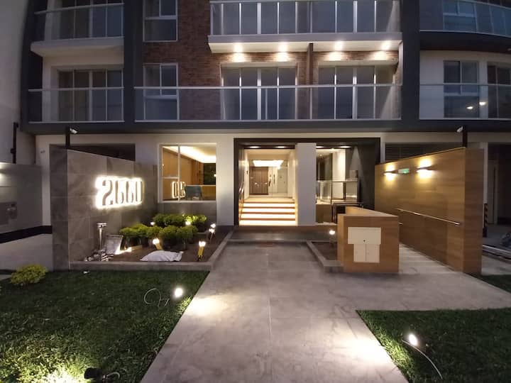 Exclusivo Departamento En Lince - Perú