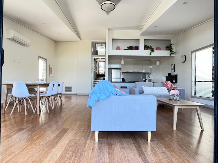 Great View Quiet Street Italian Restaurant/pizza - Ballarat