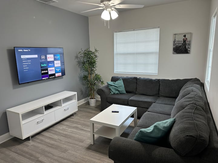 So Fresh And So Clean! - Tampa, FL