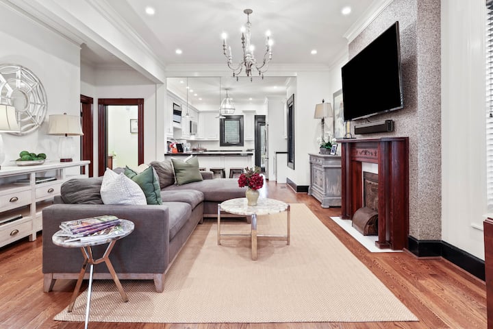 Historic Mansion - Rupp Arena Downtown - Lexington, KY